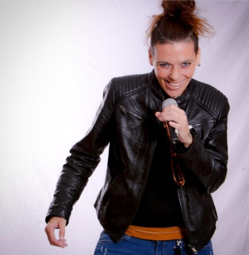 LAURA PERNA GUARDACI - Radio Incontro Terni