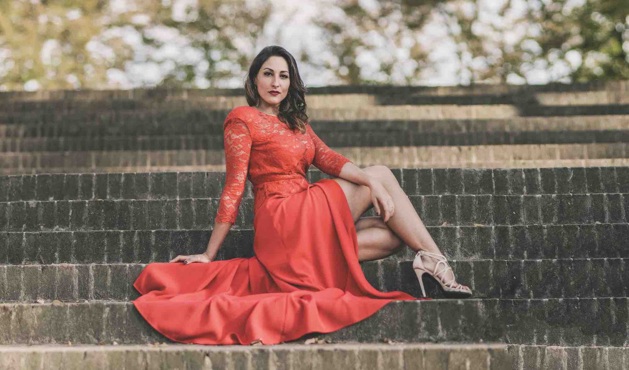 Naima in radio con il singolo “Mi vorresti qui”, già disponibile in ...